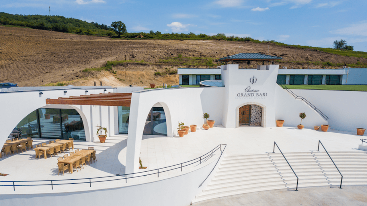 Ako sa zrodila pýcha tokajskej oblasti - vinárstvo Chateau GRAND BARI