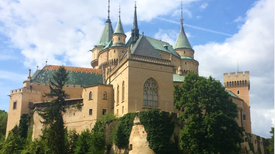 Slovenské hrady a zámky nám závidí celý svet. Týchto 10 je najkrajších v našich končinách