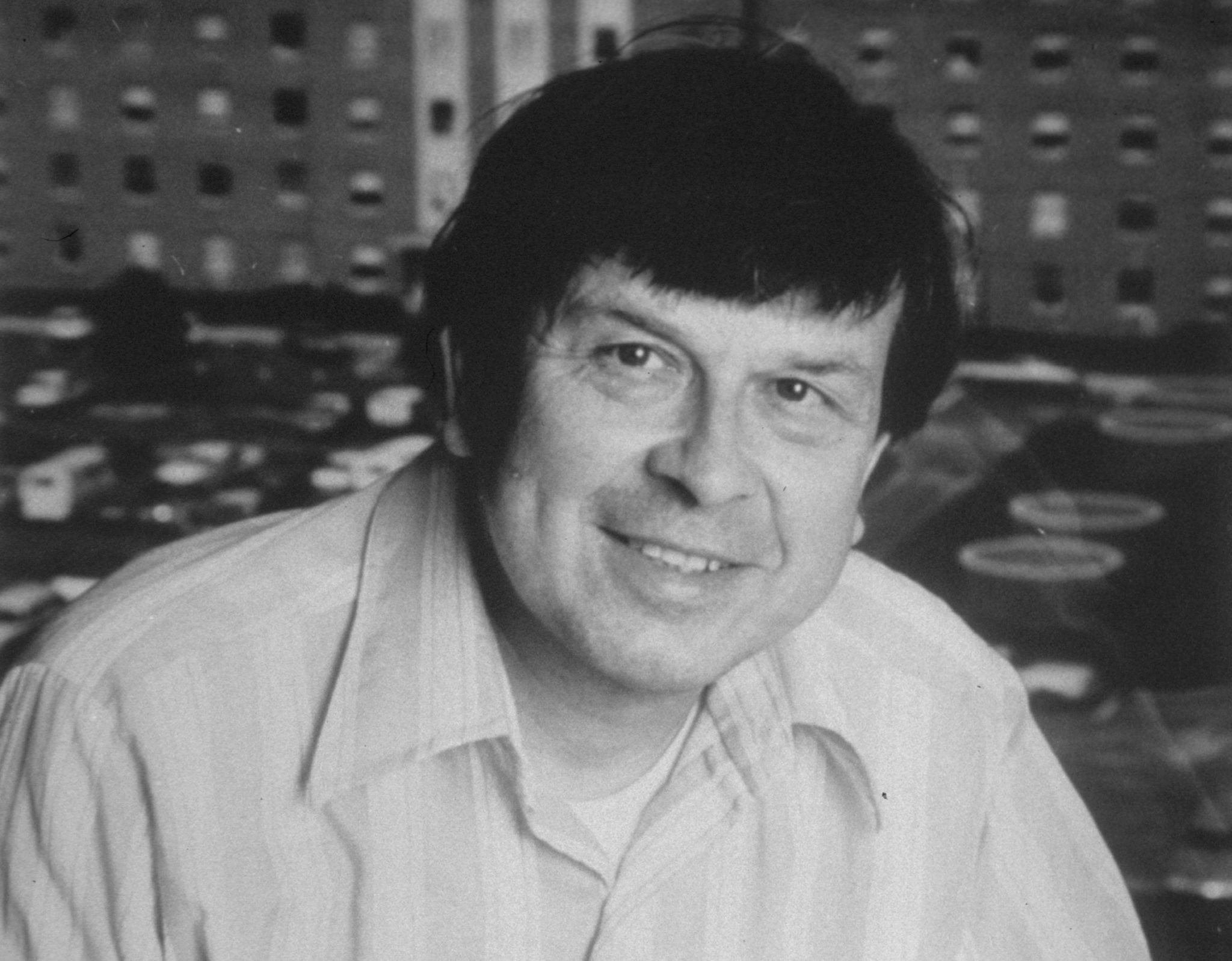 Kontroverzný Daniel Carleton Gajdusek má Nobelovu cenu