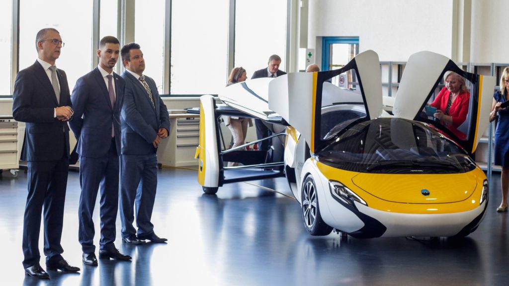 AeroMobil skončil v konkurze, slovenské lietajúce auto dolietalo